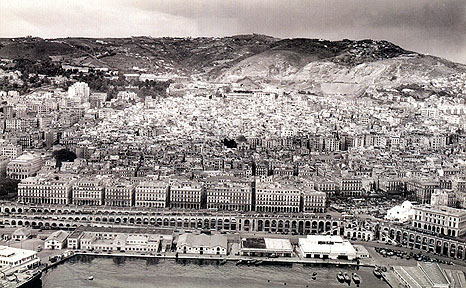 La rampe du front de mer algérois, pensée par Frédéric Chassériau ...